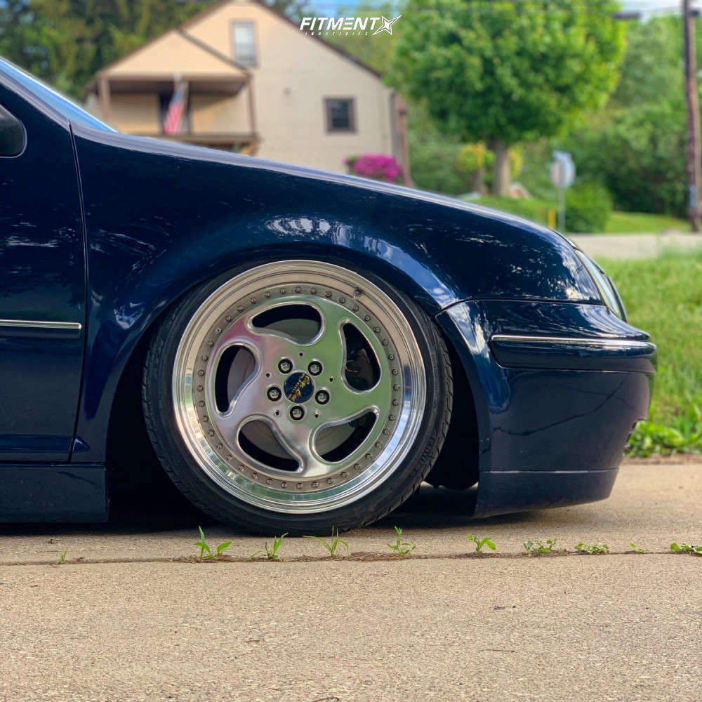 2002 Volkswagen Jetta GLX with 18x8.5 Carline Cm6 and Nankang 205x40 on ...