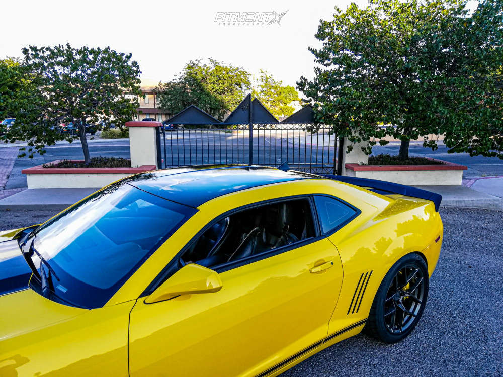 2010 Chevrolet Camaro SS with 20x9 American Racing Crossfire and Nitto ...