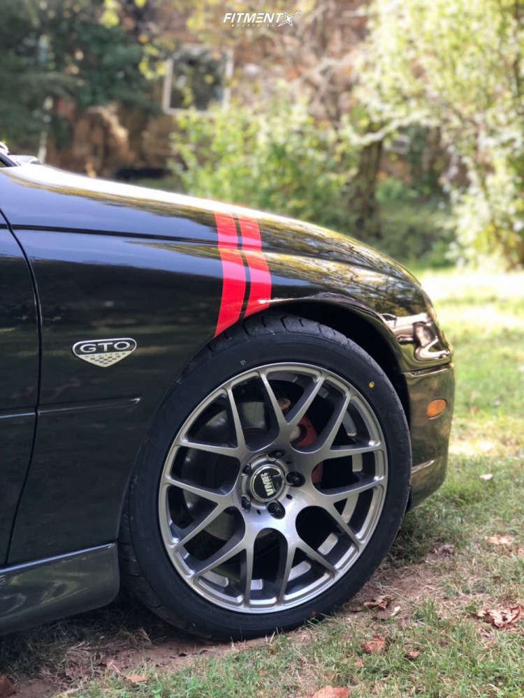 2004 Pontiac GTO Base with 18x8.5 VMR V710 and Federal 245x40 on ...