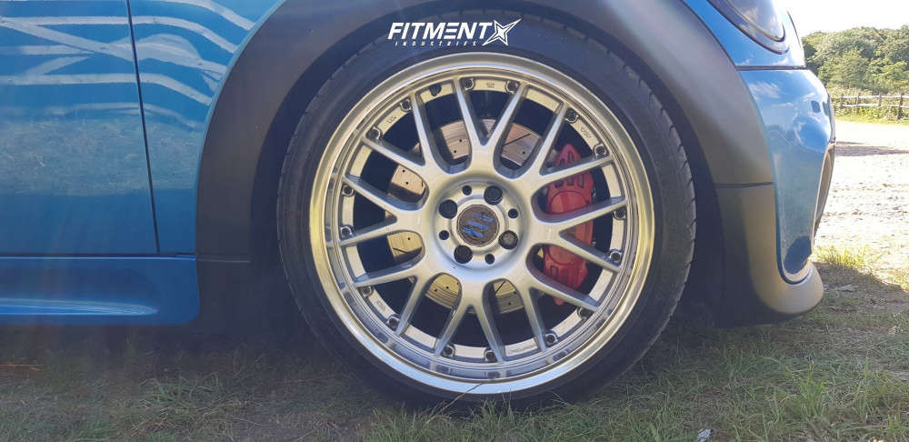 2010 Mini Cooper John Cooper Works with 18x8 ASA Ar1 and Maxxis 205x40 ...