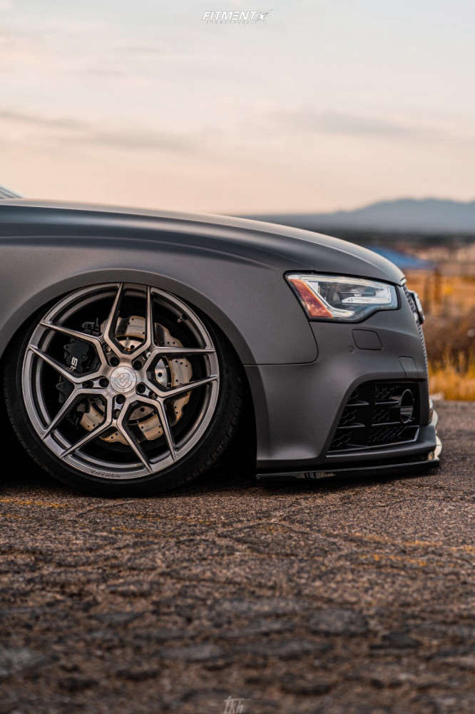 2015 Audi RS5 Base with 20x11 Rohana Rfx11 and Pirelli 285x25 on Air ...