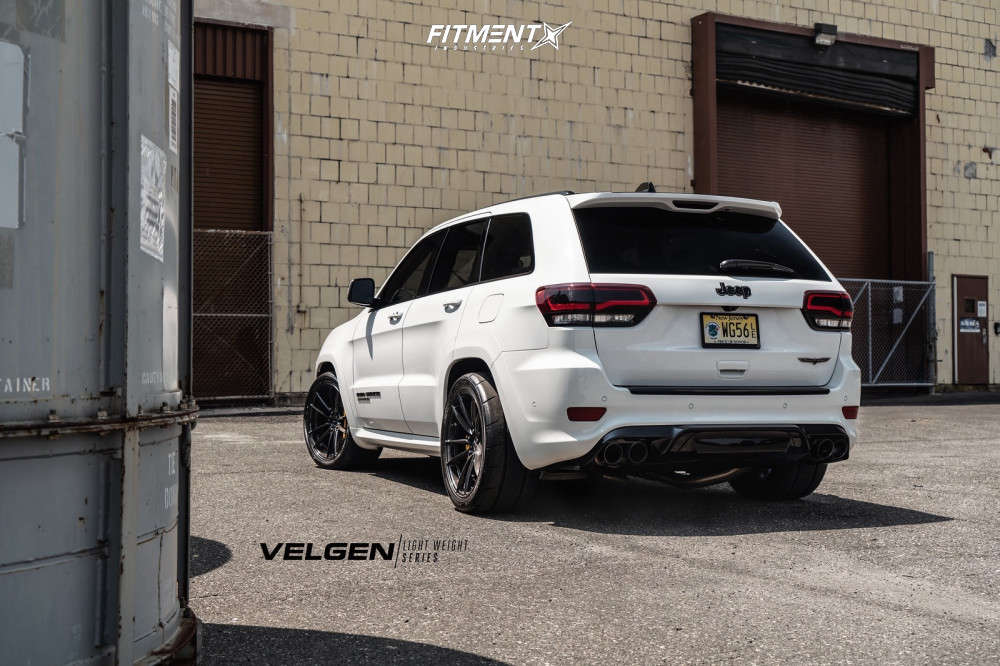 2018 Jeep Grand Cherokee Trackhawk with 20x10.5 Velgen Vf5 and Nitto ...