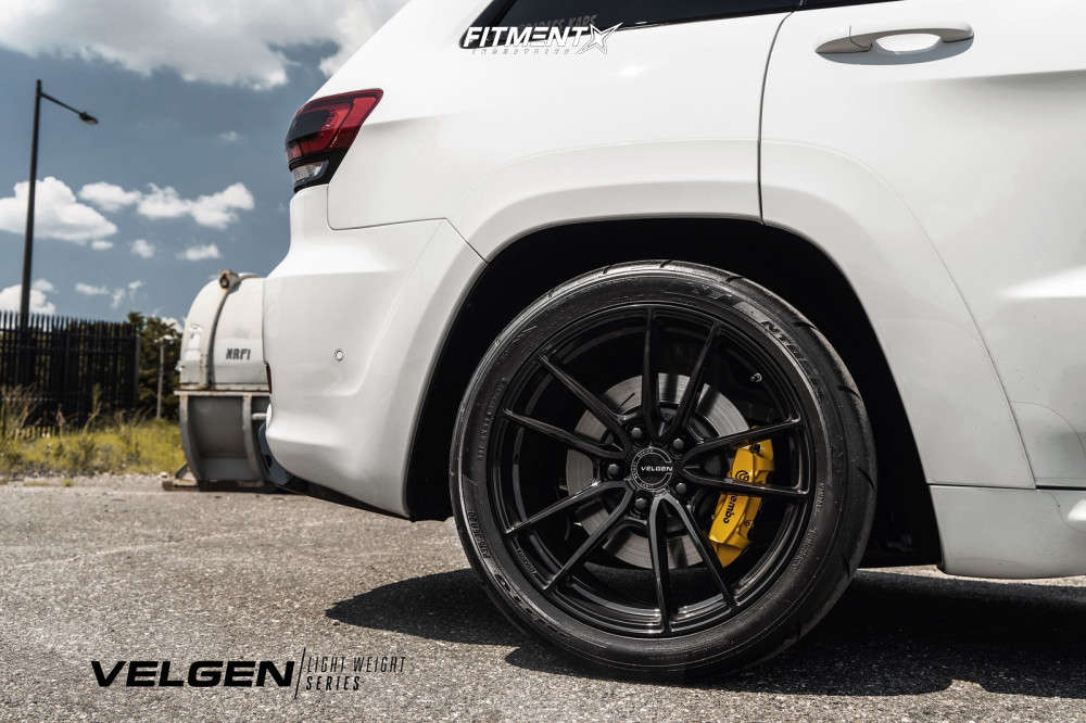 2018 Jeep Grand Cherokee Trackhawk with 20x10.5 Velgen Vf5 and Nitto ...
