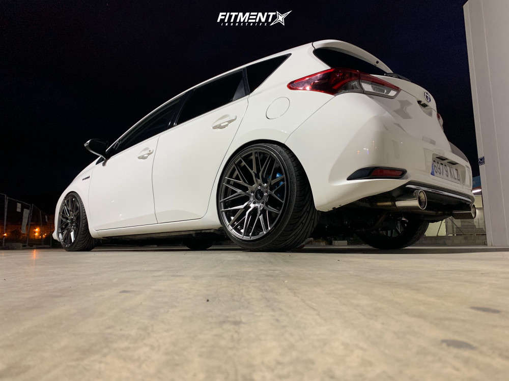 2018 Toyota Corolla IM Base with 19x8.5 Japan Racing Jr28 and Nankang ...