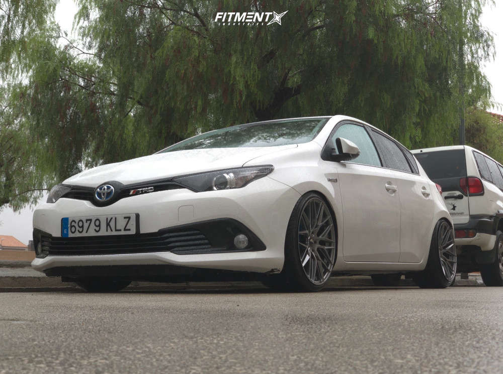 2018 Toyota Corolla IM Base with 19x8.5 Japan Racing Jr28 and Nankang ...