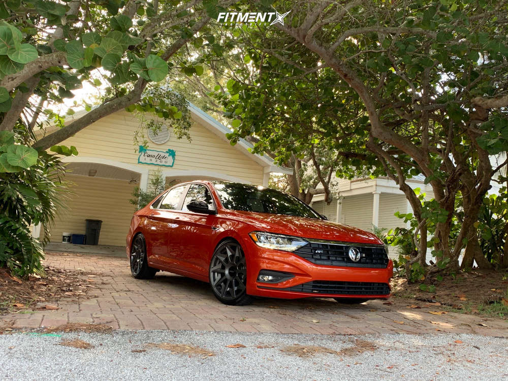2019 Volkswagen Jetta R-Line with 20x8.5 Rotiform Cvt and Landsail ...