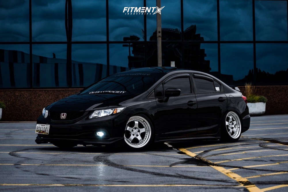 2015 Honda Civic EX with 18x8.5 ESR Sr06 and Federal 215x40 on ...