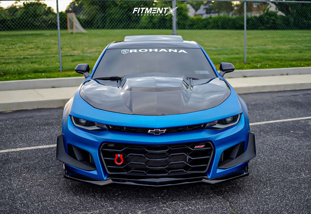 2016 Chevrolet Camaro SS with 20x10 Rohana Rfx11 and Nitto 285x30 on ...