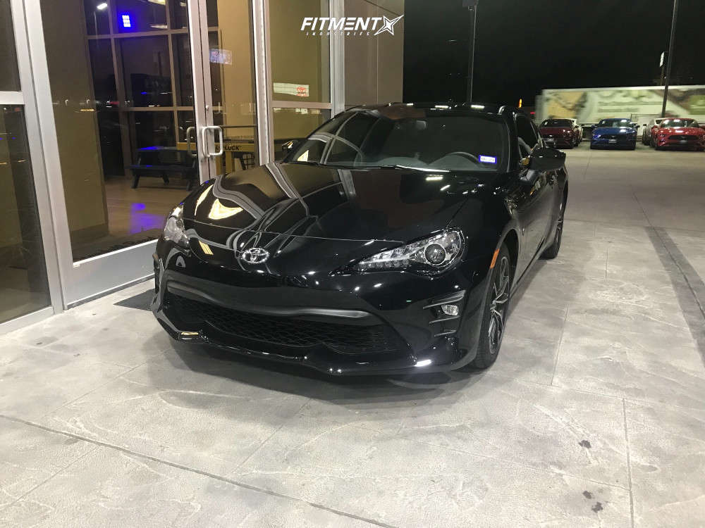 2019 Toyota 86 GT with 17x7.5 Liquid Metal Shift and Michelin 215x45 on ...