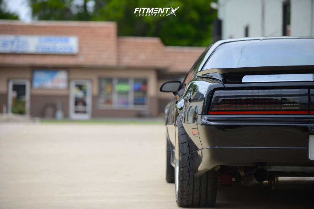 1987 Pontiac Firebird Trans Am with 18x8 Ridler Style 650 and Firestone ...