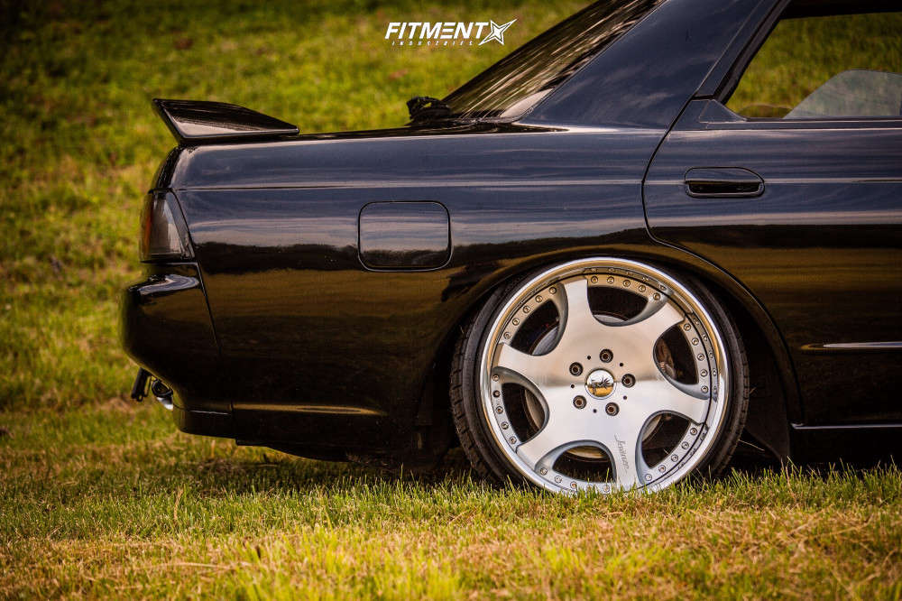 1991 Nissan Skyline R32 Base with 18x9.5 Weds Bazreia and Nankang ...