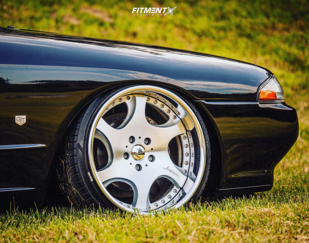1991 Nissan Skyline R32 Base with 18x9.5 Weds Bazreia and Nankang ...