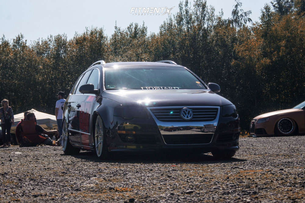 2009 Volkswagen Passat Highline with 19x8.5 Rotiform Kps and Nexen ...