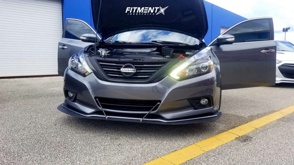 2016 Nissan Altima SL with 20x10 Niche Targa and Landsail 275x30 on ...