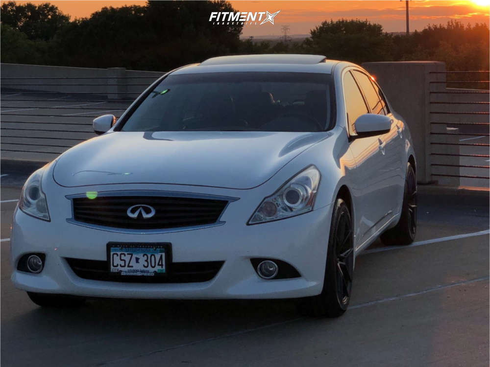 2013 INFINITI G37 Base with 18x8.5 XXR 559 and Hankook 235x45 on Stock ...