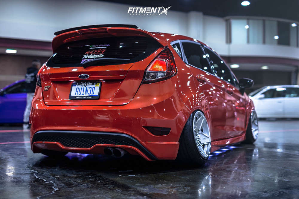 2015 Ford Fiesta ST with 16x9 3SDM 0.05 and Federal 195x40 on Coilovers ...
