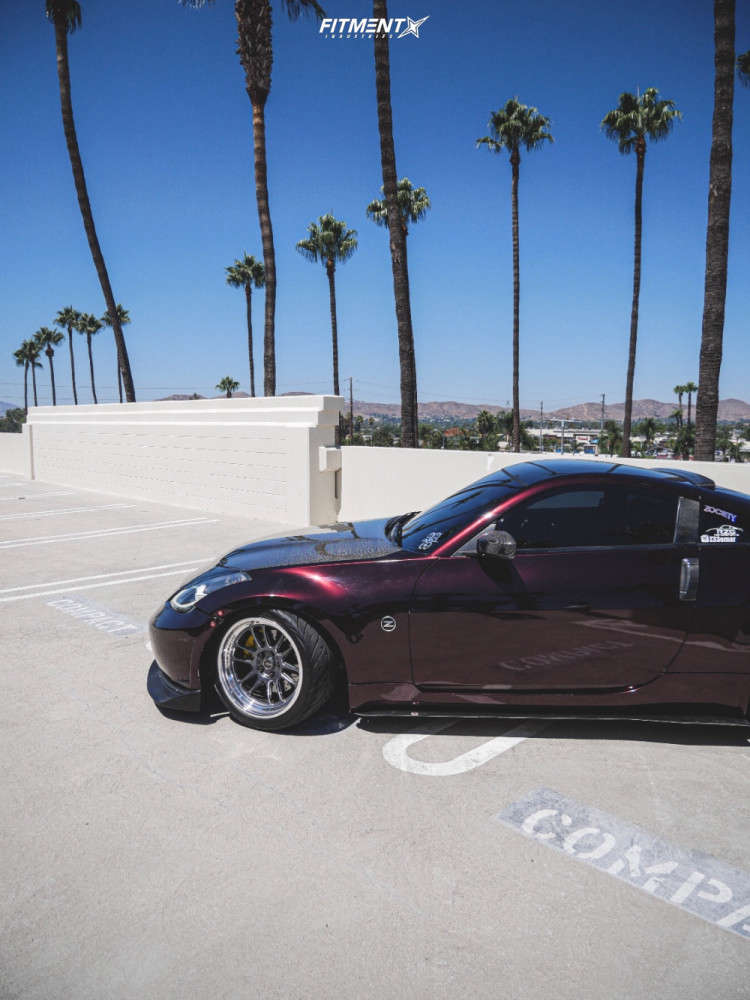 2007 Nissan 350Z Enthusiast with 18x11 Cosmis Racing XT-206R and ...