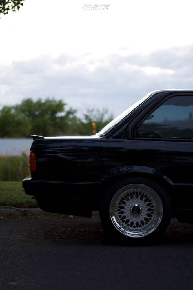 1989 BMW 325is Base with 16x8 BBS Rs and Dunlop 215x45 on Coilovers ...