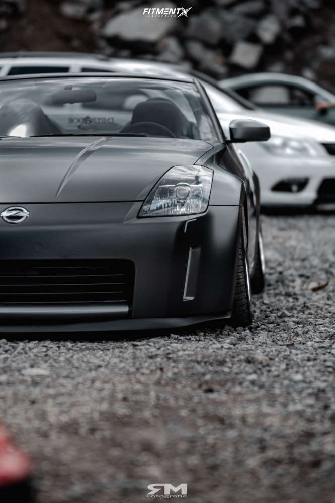 2005 Nissan 350Z Base with 19x9.5 Schmidt Jack Line and Falken 255x35 ...