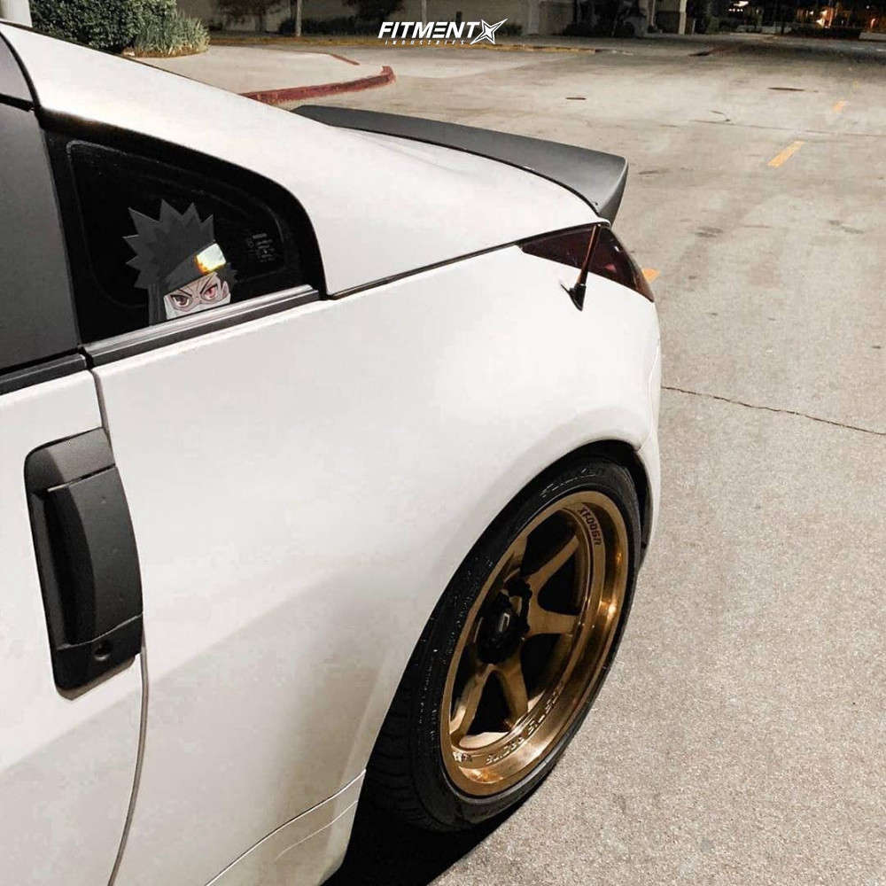 2007 Nissan 350Z Base with 18x9.5 Cosmis Racing XT-006R and Falken ...