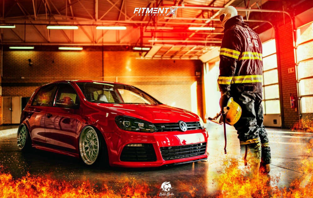 2012 Volkswagen Golf R Base with 18x9.5 Rotiform Lsr and Toyo Tires ...