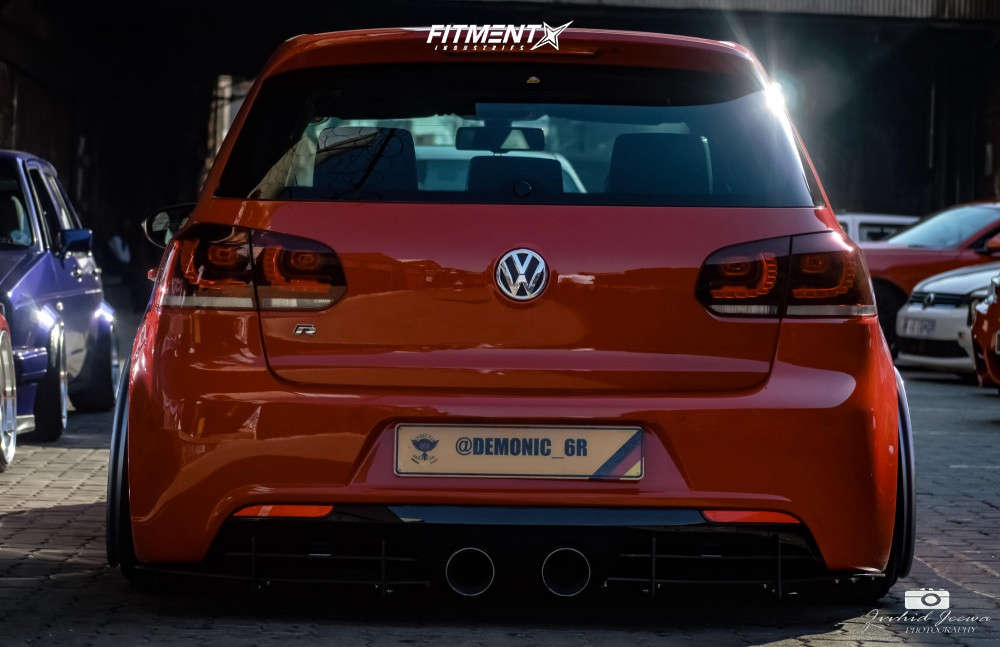 2012 Volkswagen Golf R Base with 18x9.5 Rotiform Lsr and Toyo Tires ...