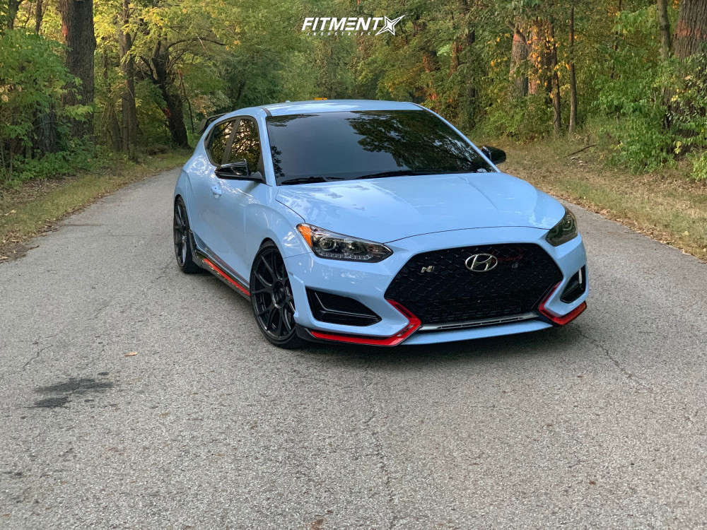 2019 Hyundai Veloster N Base with 19x8.5 Konig Ampliform and Pirelli ...