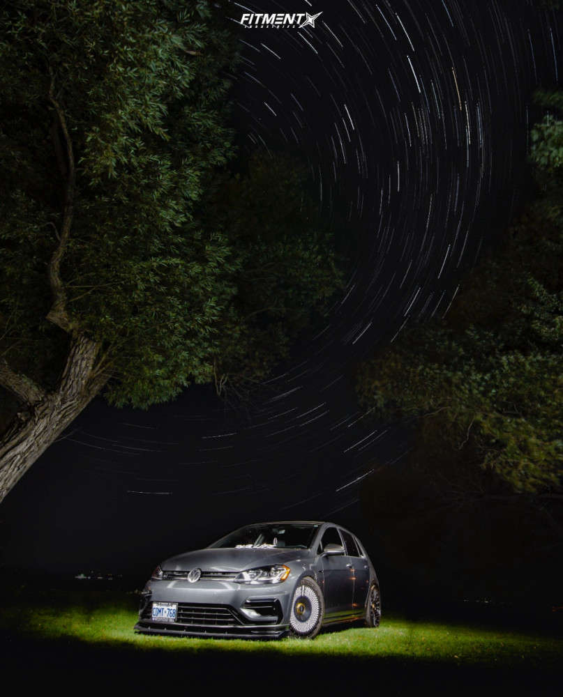 2019 Volkswagen Golf R Base with 19x8.5 Rotiform Las-r and Continental ...