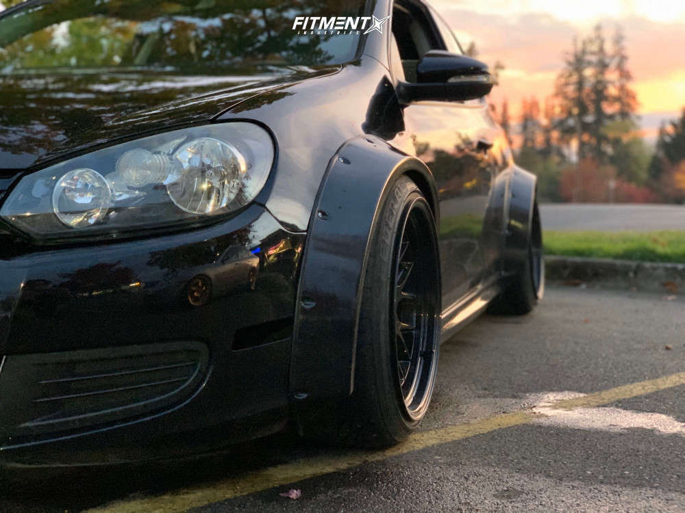 2010 Volkswagen GTI Base with 18x10.5 Aodhan DS06 and Federal 225x40 on Coilovers | 804111 ...