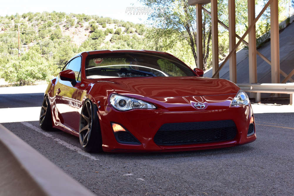 2015 Scion FR-S Base with 18x9.5 MB Wheels Battles and Federal 215x35 ...