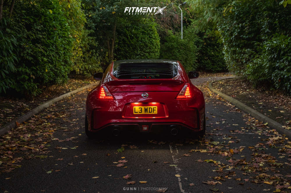 2009 Nissan 370Z Base with 19x10.5 Avant Garde F141 and Continental ...