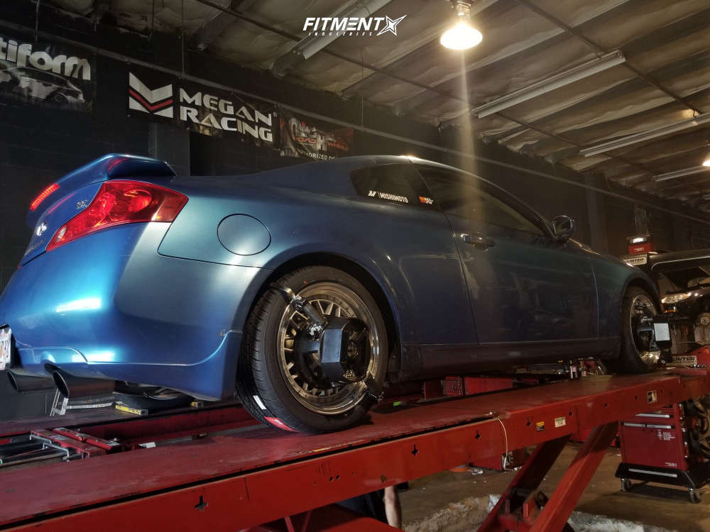 2003 INFINITI G35 Base with 18x9.5 Aodhan Ah02 and Vercelli 255x35 on ...