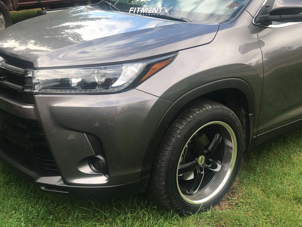 2019 Toyota Highlander SE with 20x10 TSW Stowe and Continental 275x45 ...