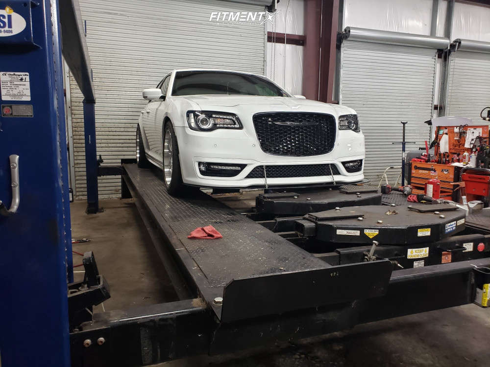 2017 Chrysler 300 S with 20x9 XXR 527d and Atturo 275x40 on Lowering ...