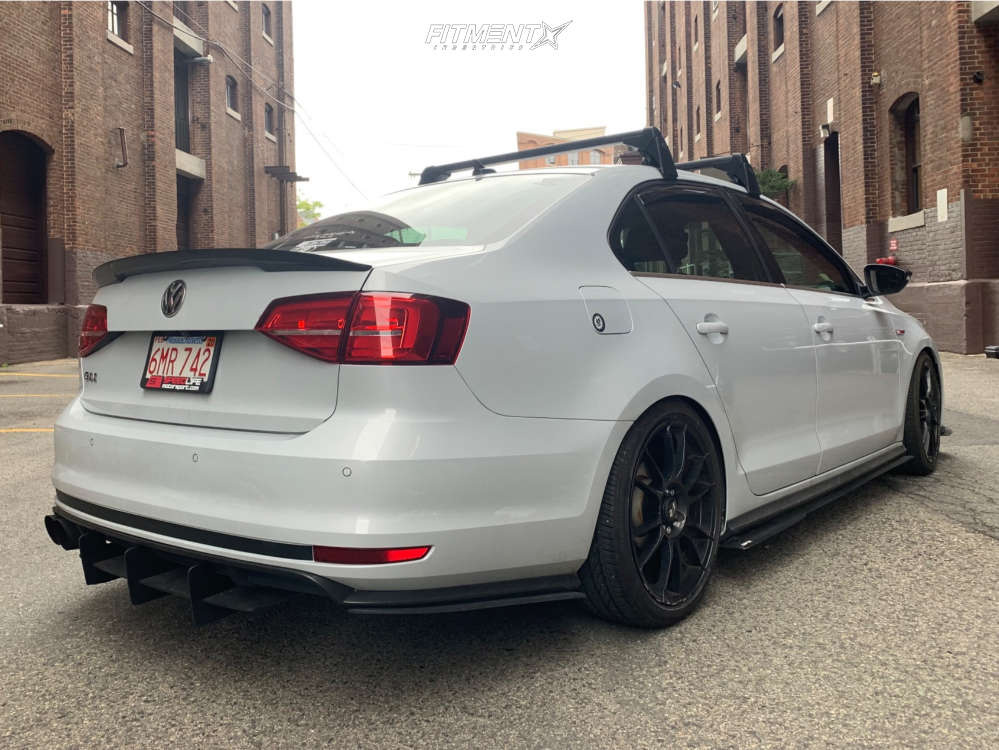 2017 Volkswagen Jetta GLI with 18x8 OZ Racing Ultraleggera and ...