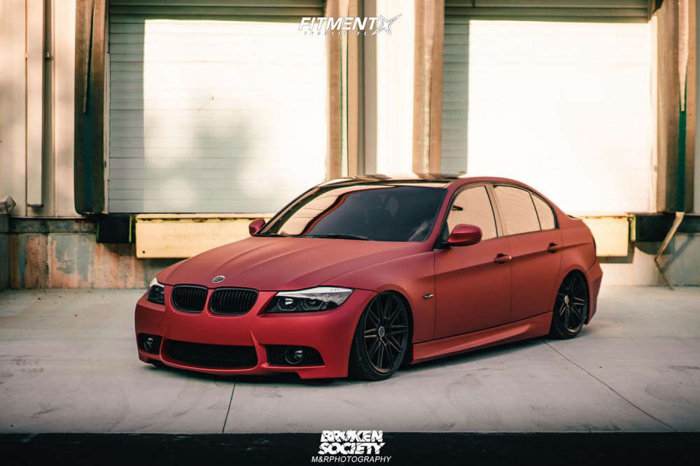 2011 BMW 328i Base with 19x8.5 Vossen Cv10 and Delinte 215x35 on Air ...