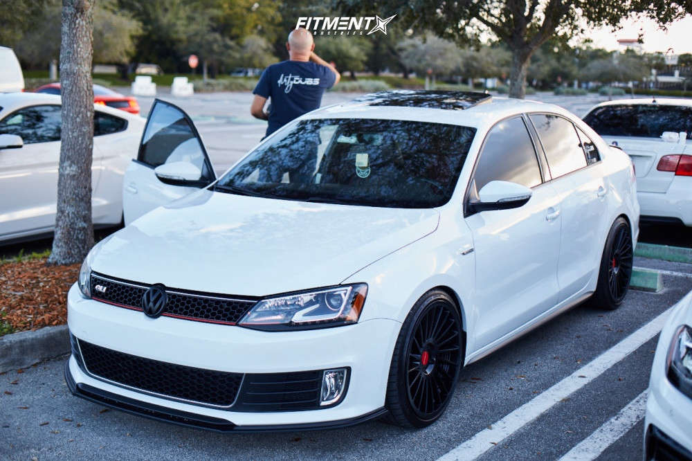 2014 Volkswagen Jetta GLI with 19x8.5 Rotiform Ind-t and Michelin ...