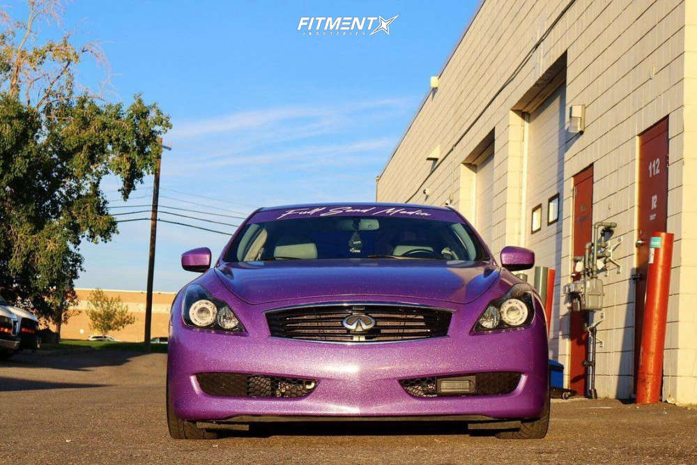 2009 INFINITI G37 X with 19x8.5 Vertini Magic and Nitto 245x35 on ...