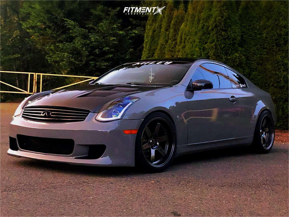 2005 INFINITI G35 Base with 19x9.5 JNC JNC014 and Toyo Tires 255x35 on ...