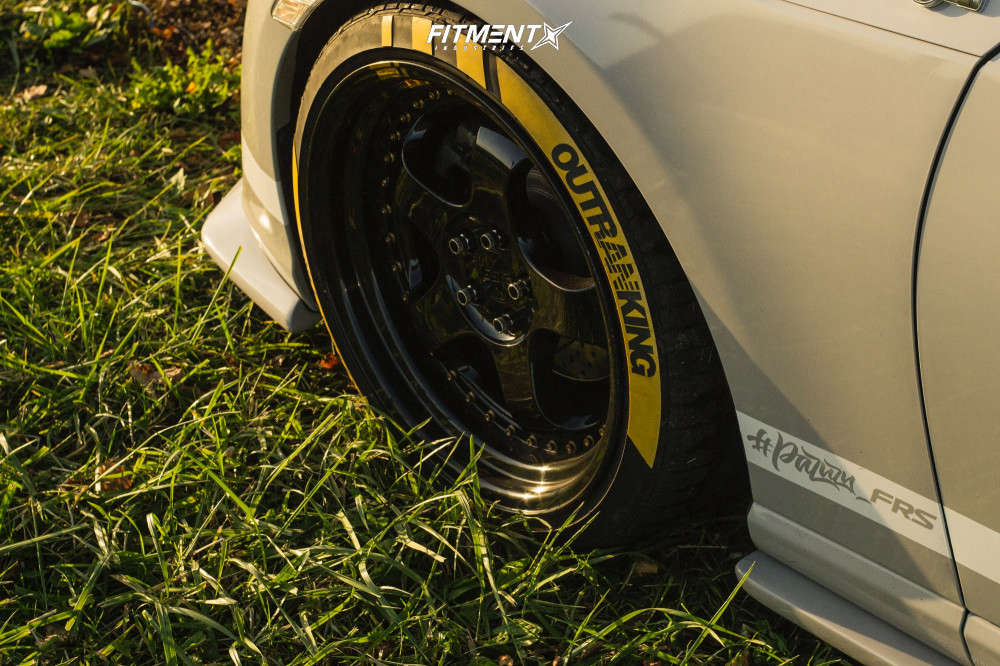 2013 Scion FR-S Base with 18x9.5 ESR Sr06 and Bridgestone 245x35 on Coilovers | 815052 | Fitment ...