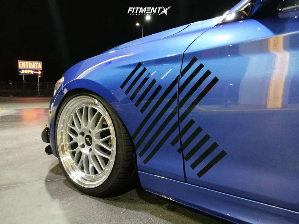 2013 BMW 135i Base with 19x8.5 Japan Racing Jr23 and Kumho 235x25 on ...