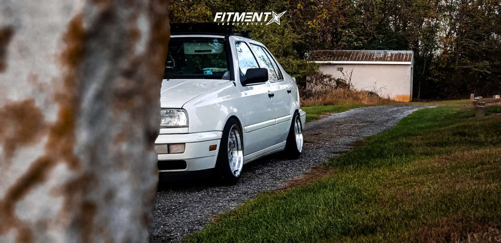 1998 Volkswagen Jetta GL with 15x8 ESM 015 and Federal 195x45 on ...