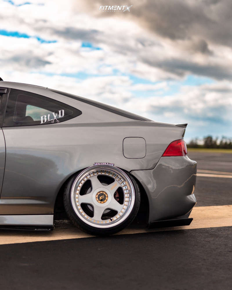 2005 Acura RSX Type-S with 18x10 SSR Koenig and Federal 215x35 on Air ...