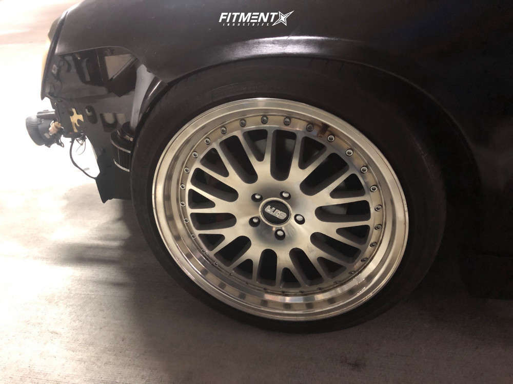 2004 Dodge Neon SRT-4 with 18x8.5 STR 601 and Michelin 225x40 on ...