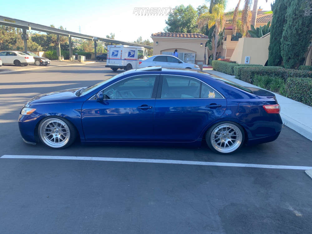 2009 Toyota Camry LE with 18x9.5 Aodhan DS06 and Federal 225x35 on ...