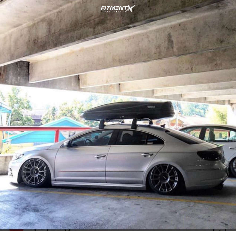 2015 Volkswagen CC R-Line with 19x8.5 Rotiform Ozr and Michelin 215x35 ...