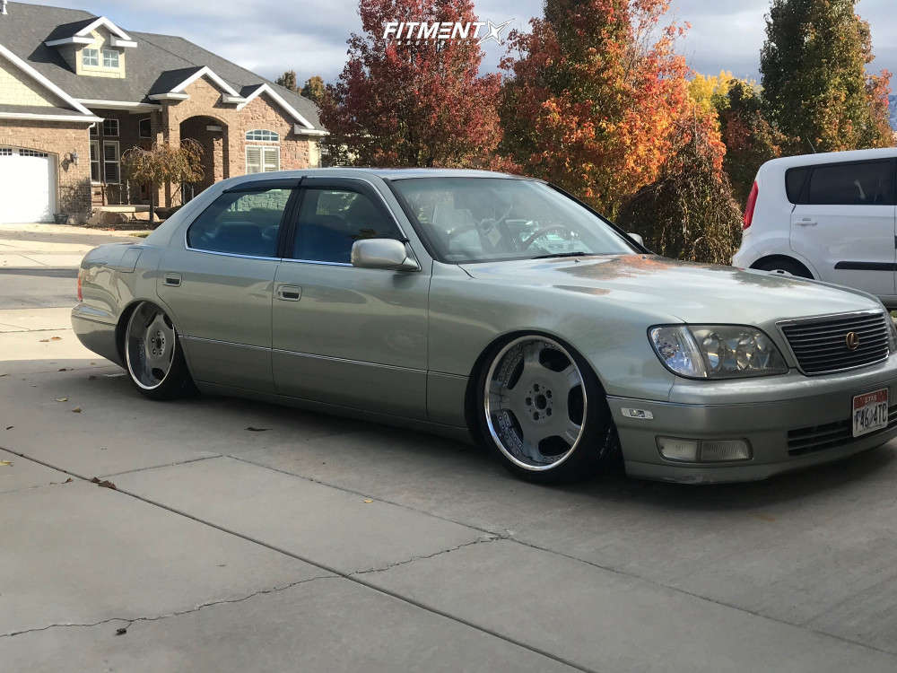 1999 Lexus LS400 Base with 19x8.5 Leon Hardiritt Beil and Sailun 235x35 ...