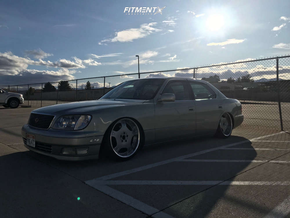 1999 Lexus LS400 Base with 19x8.5 Leon Hardiritt Beil and Sailun 235x35 ...