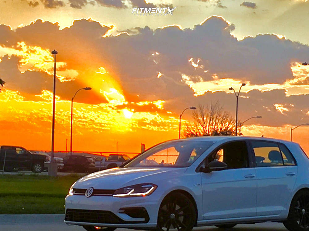 2019 Volkswagen Golf R Base with 18x7.5 OEM Wheels Sagitta and ...
