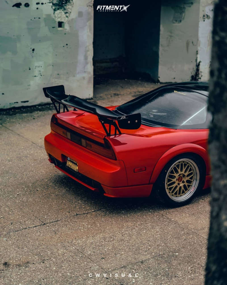 1992 Acura NSX 2dr Coupe with 17x8 BBS Lm and Falken 215x40 on ...